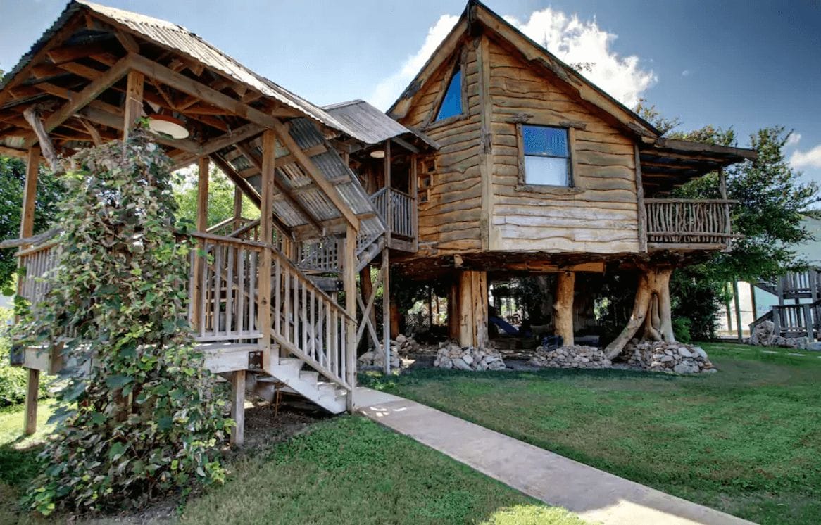 15 Amazing Texas Treehouse Rentals That Will Blow Your Mind